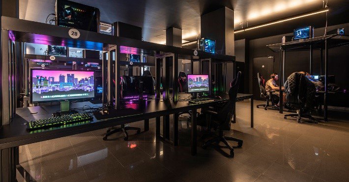 Gamers Community 101 juega en Barcelona - Revista Centros Comerciales