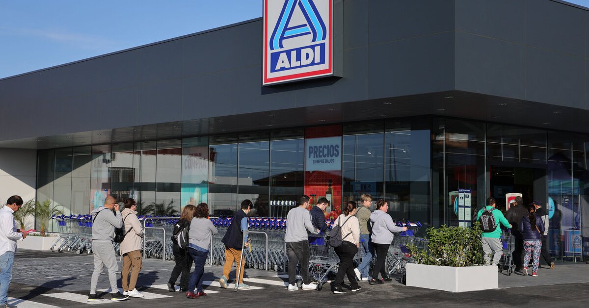 El décimo supermercado de Aldi en Castellón abre sus puertas en Vila ...