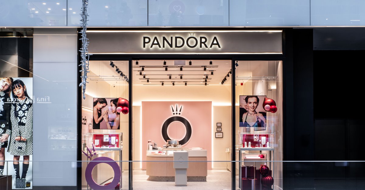 Pandora abre sus puertas en Diagonal Mar - Revista Centros Comerciales