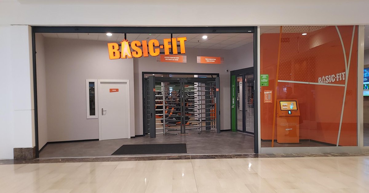 Basic Fit aterriza en el Centro Comercial TresAguas - Revista Centros Comerciales